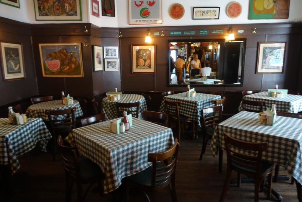 JG Melon (New York) - Major Foodie