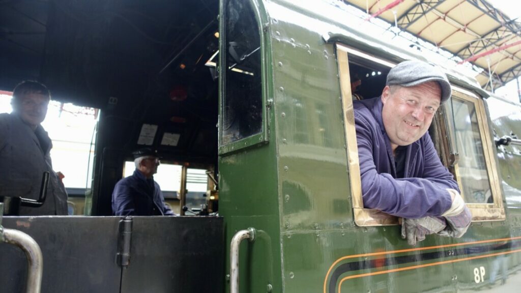 The British Pullman Train (Victoria Station) - Major Foodie