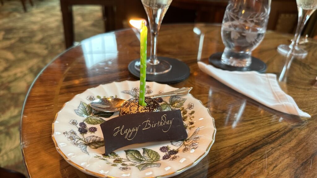 The Library Bar at The Lanesborough (Hyde Park Corner) - Major Foodie